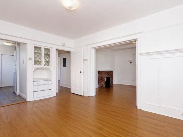 2 Br, 1 bath, Condo 2139 Grant Street