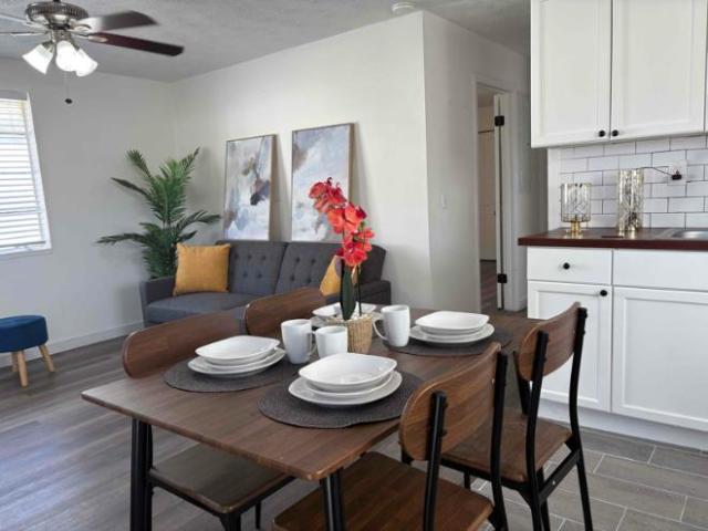 2 Br, 1 bath, Condo 2142 1 Inwood Terrace
