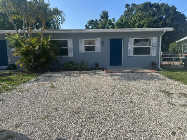 2 Br, 1 bath, Condo 2156 18th St