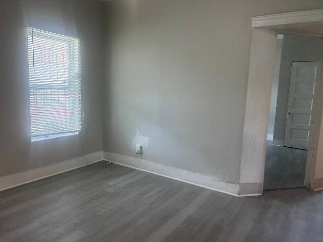2 Br, 1 bath, Condo 2163 E 84th St