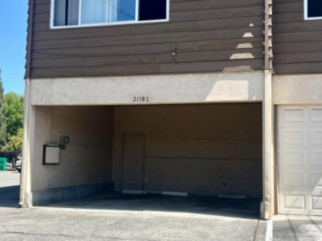 2 Br, 1 bath, Condo 21788 Thelma Street