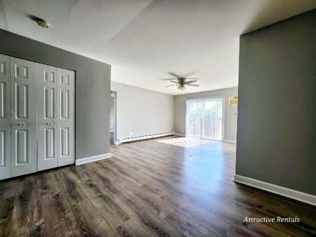 2 Br, 1 bath, Condo 21907 Jeffrey Ave