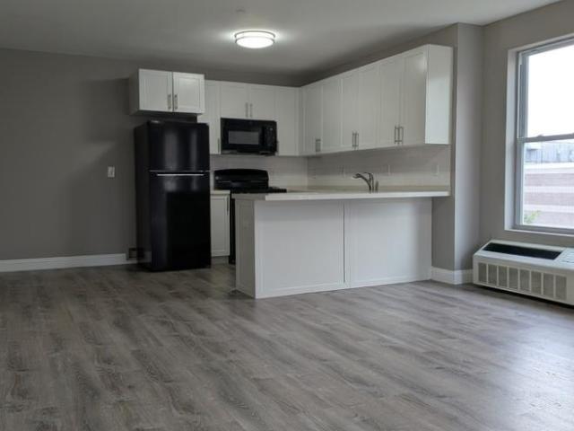 2 Br, 1 bath, Condo 21 Canfield St
