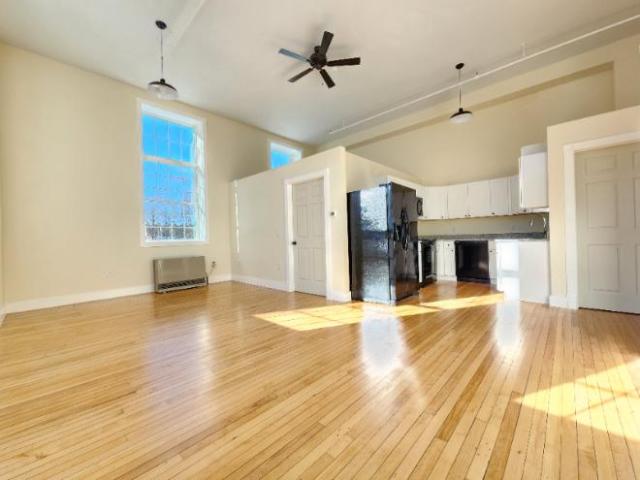 2 Br, 1 bath, Condo 21 Jefferson Street