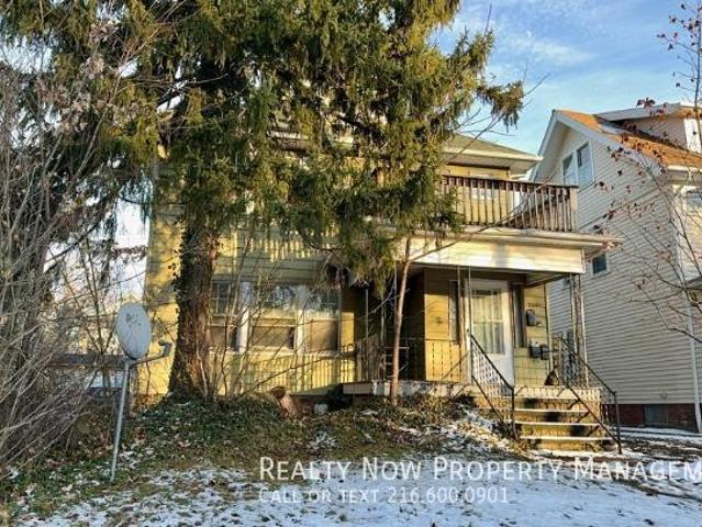 2 Br, 1 bath, Condo 2201 Oakdale Rd