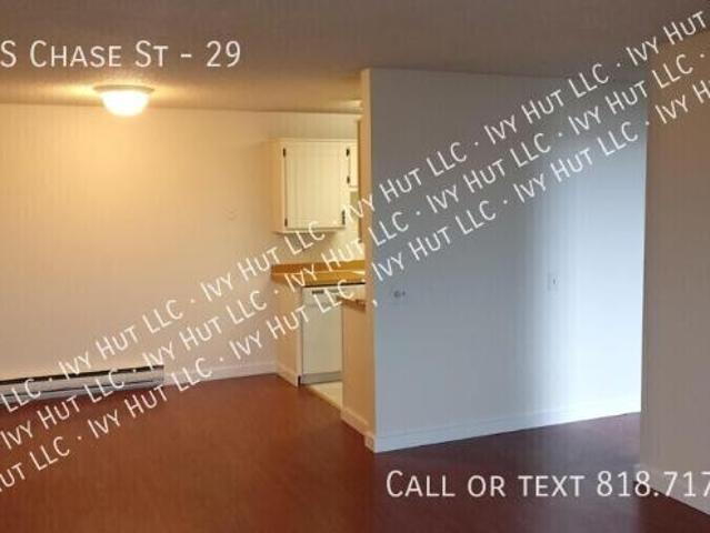 2 Br, 1 bath, Condo 2215 S Chase St