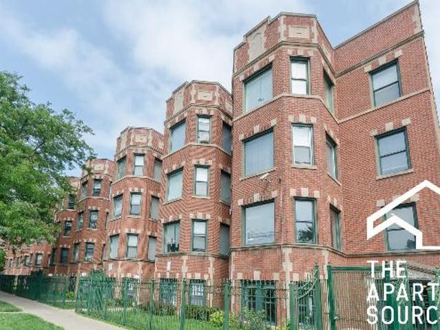 2 Br, 1 bath, Condo 2211 East 69th St