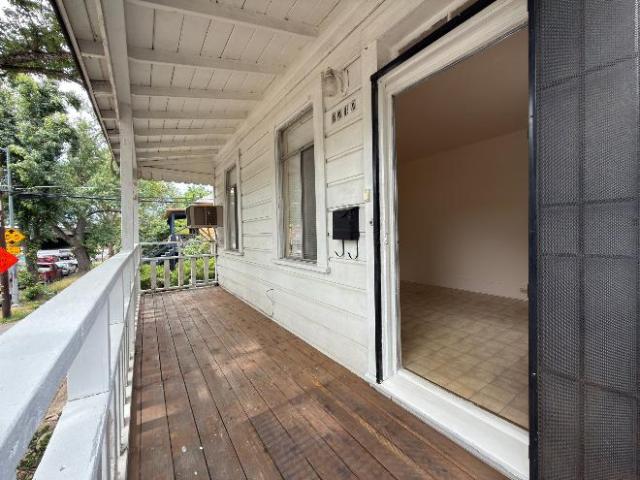 2 Br, 1 bath, Condo 2212 11th St