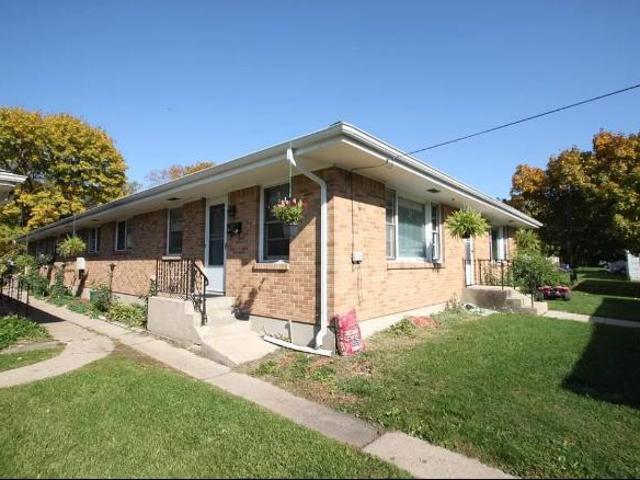 2 Br, 1 bath, Condo 2221 7th Ave