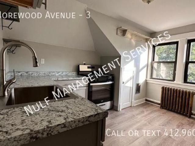 2 Br, 1 bath, Condo 222 Morewood Avenue