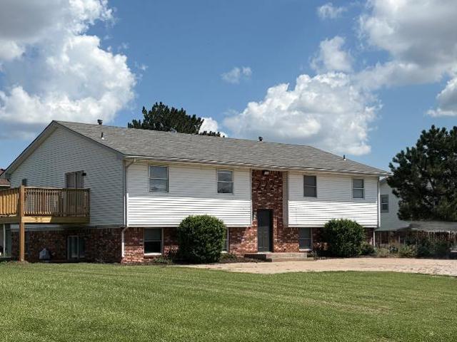 2 Br, 1 bath, Condo 222 N Brunswick St