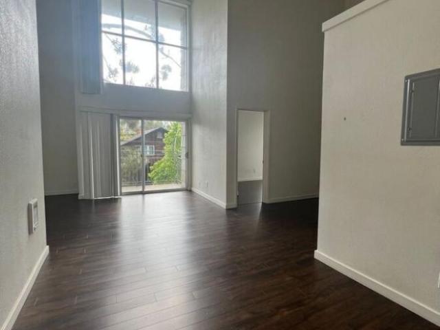 2 Br, 1 bath, Condo 2240 Blake St