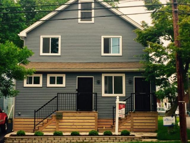 2 Br, 1 bath, Condo 224 N Fullerton Ave