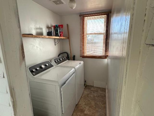 2 Br, 1 bath, Condo 224 W Jackson Ave