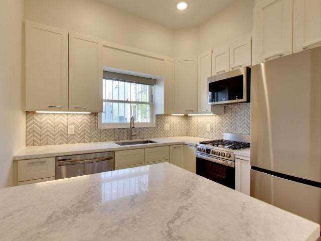 2 Br, 1 bath, Condo 225 Duboce Avenue