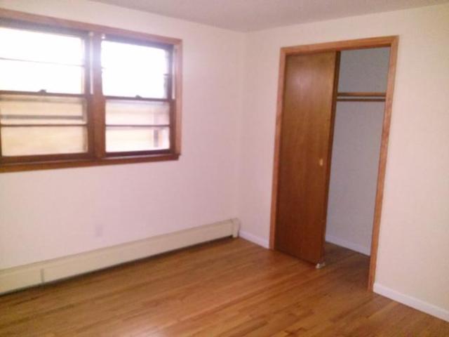 2 Br, 1 bath, Condo 228 Cleveland Ave