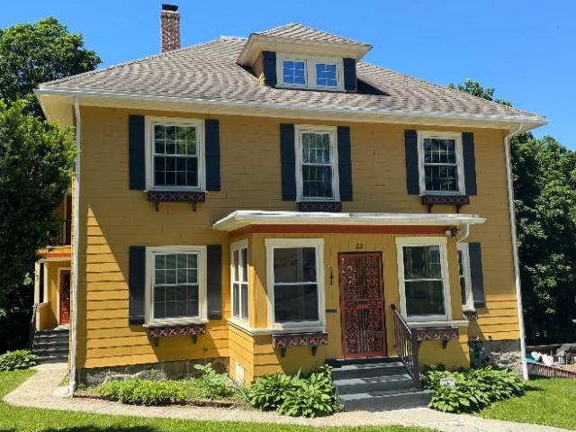 2 Br, 1 bath, Condo 22 Wakefield St