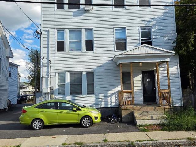 2 Br, 1 bath, Condo 22 Blossom St