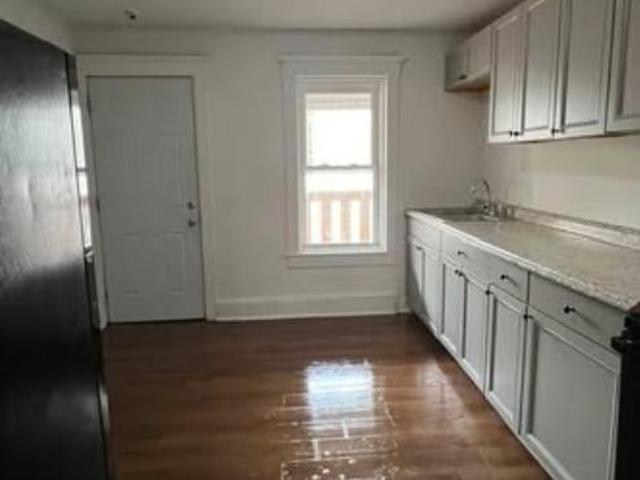 2 Br, 1 bath, Condo 22 East Main Street