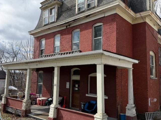 2 Br, 1 bath, Condo 22 Pearl Ave