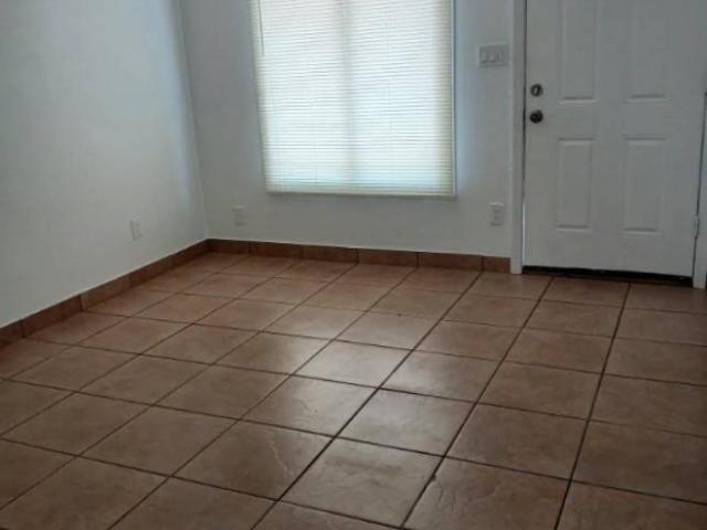 2 Br, 1 bath, Condo 2308 E Broadway Rd