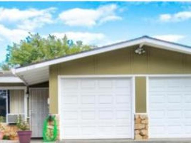 2 Br, 1 bath, Condo 2308 Pennsylvania Ave