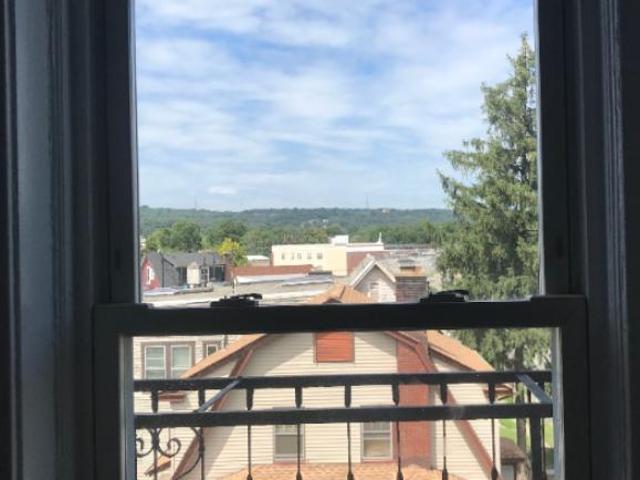 2 Br, 1 bath, Condo 230 Washington St