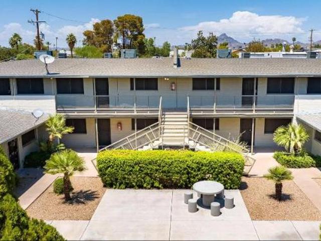 2 Br, 1 bath, Condo 2326 E Pinchot Ave