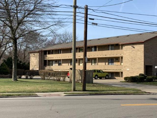 2 Br, 1 bath, Condo 2376 E Market St