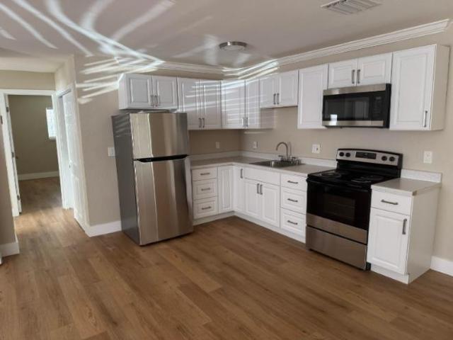 2 Br, 1 bath, Condo 2377 Nw 52 Ct