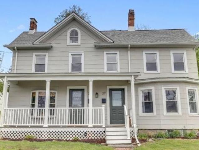 2 Br, 1 bath, Condo 27 Hibernia Ave