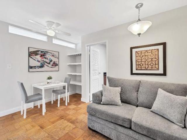 2 Br, 1 bath, Condo 2401 H St NW