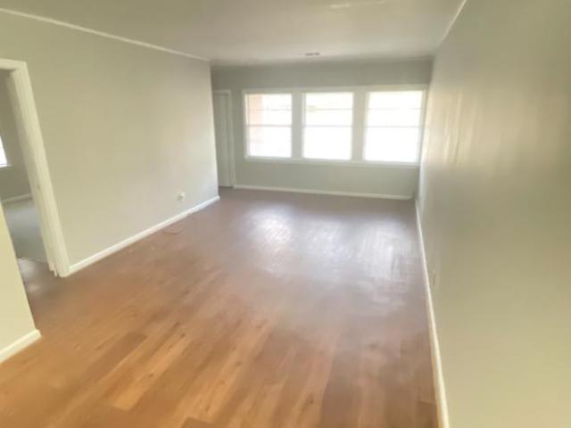 2 Br, 1 bath, Condo 2427 Laurel Dr Unit B