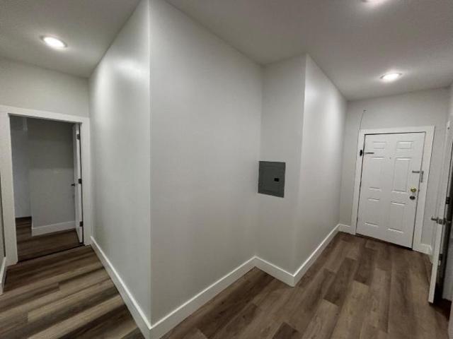 2 Br, 1 bath, Condo 242 Claremont Ave