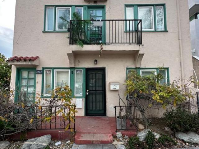 2 Br, 1 bath, Condo 2438 India Street