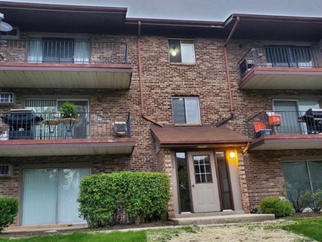 2 Br, 1 bath, Condo 2449 Spring Street