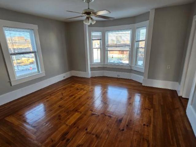 2 Br, 1 bath, Condo 244 Notre Dame