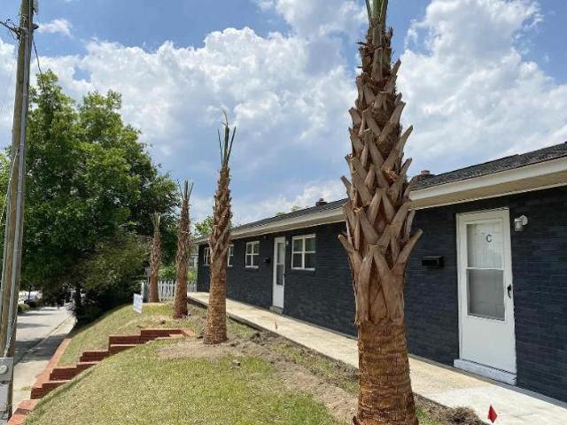 2 Br, 1 bath, Condo 2455 Gervais St