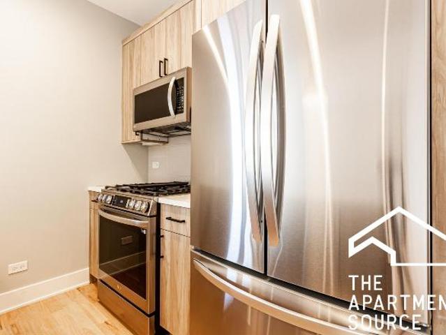 2 Br, 1 bath, Condo 2453 W Logan