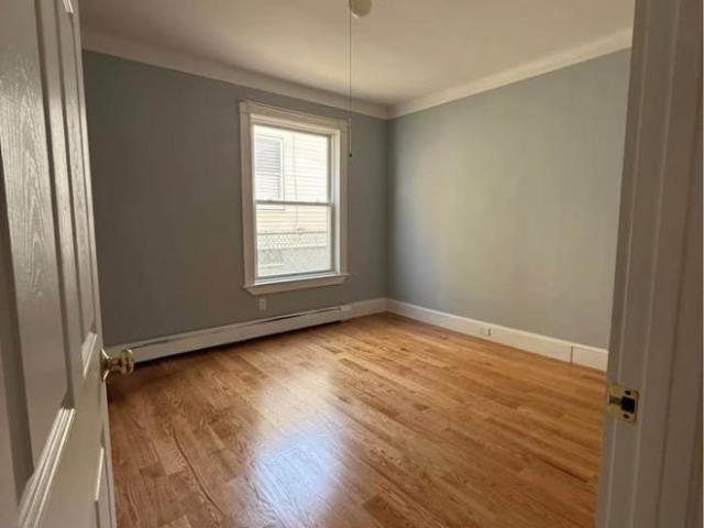 2 Br, 1 bath, Condo 24 Home Street