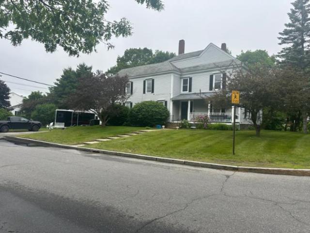 2 Br, 1 bath, Condo 24 Spring Street