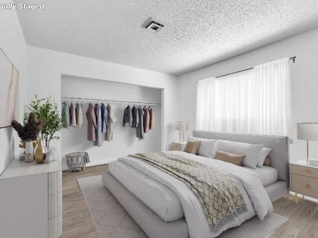 2 Br, 1 bath, Condo 2508 E Mesquite Ave