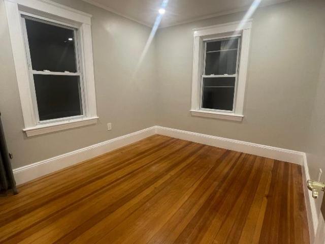 2 Br, 1 bath, Condo 250 Hyde Park Ave