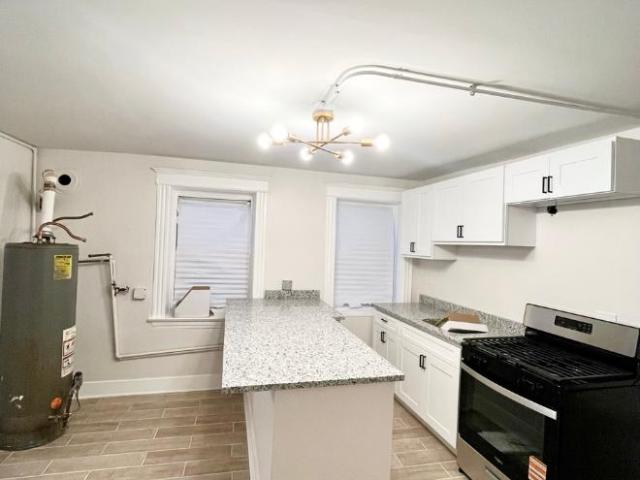 2 Br, 1 bath, Condo 2512 S Trumbull Ave Chicago Il 60623