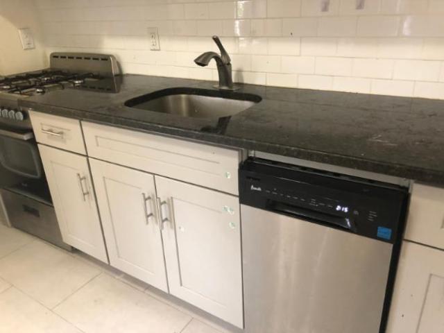 2 Br, 1 bath, Condo 251 Beacon Avenue