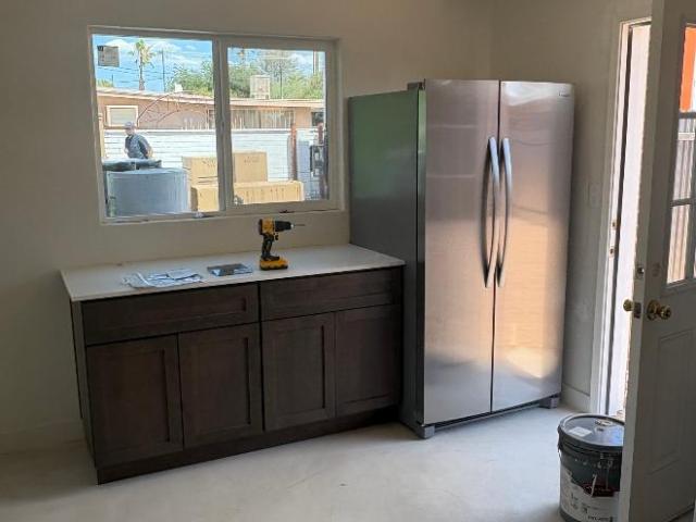 2 Br, 1 bath, Condo 2538 E Glenn St