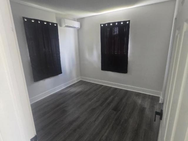 2 Br, 1 bath, Condo 2540 NW 90th St