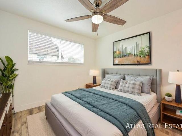 2 Br, 1 bath, Condo 2550 N Ogden Street