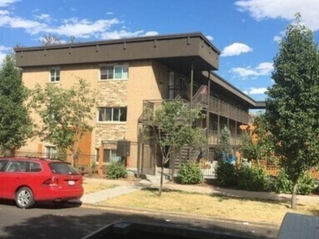 2 Br, 1 bath, Condo 2550 N Ogden Street