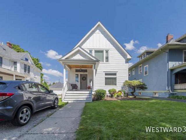 2 Br, 1 bath, Condo 25 S 6th Ave